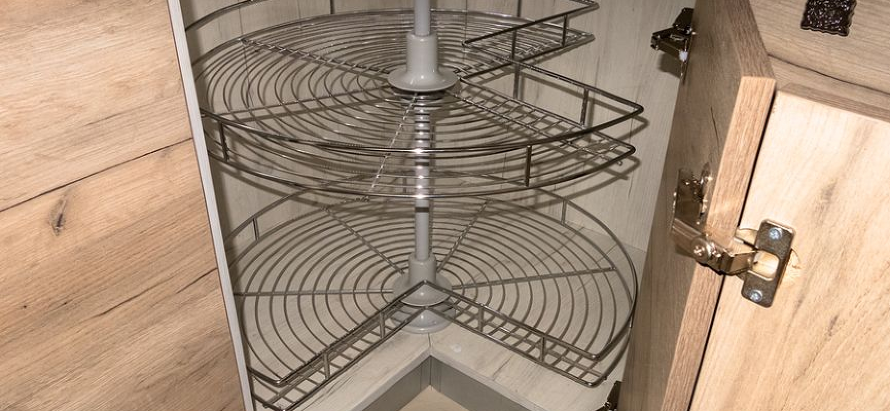 How To Maximize Space With Smart Kitchen Cabinet Solutions | Monterey ...